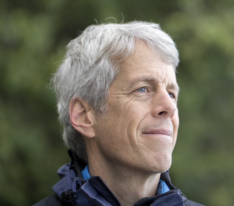 Amazon.com: Robert Dash: books, biography, latest update