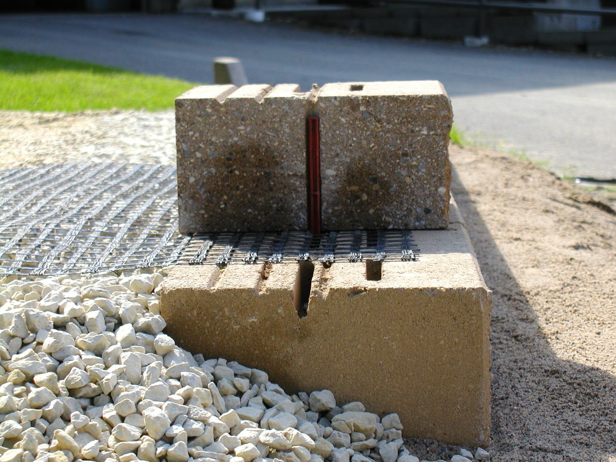 Pin Retaining Wall System Retaining Wall Blocks | Unilock