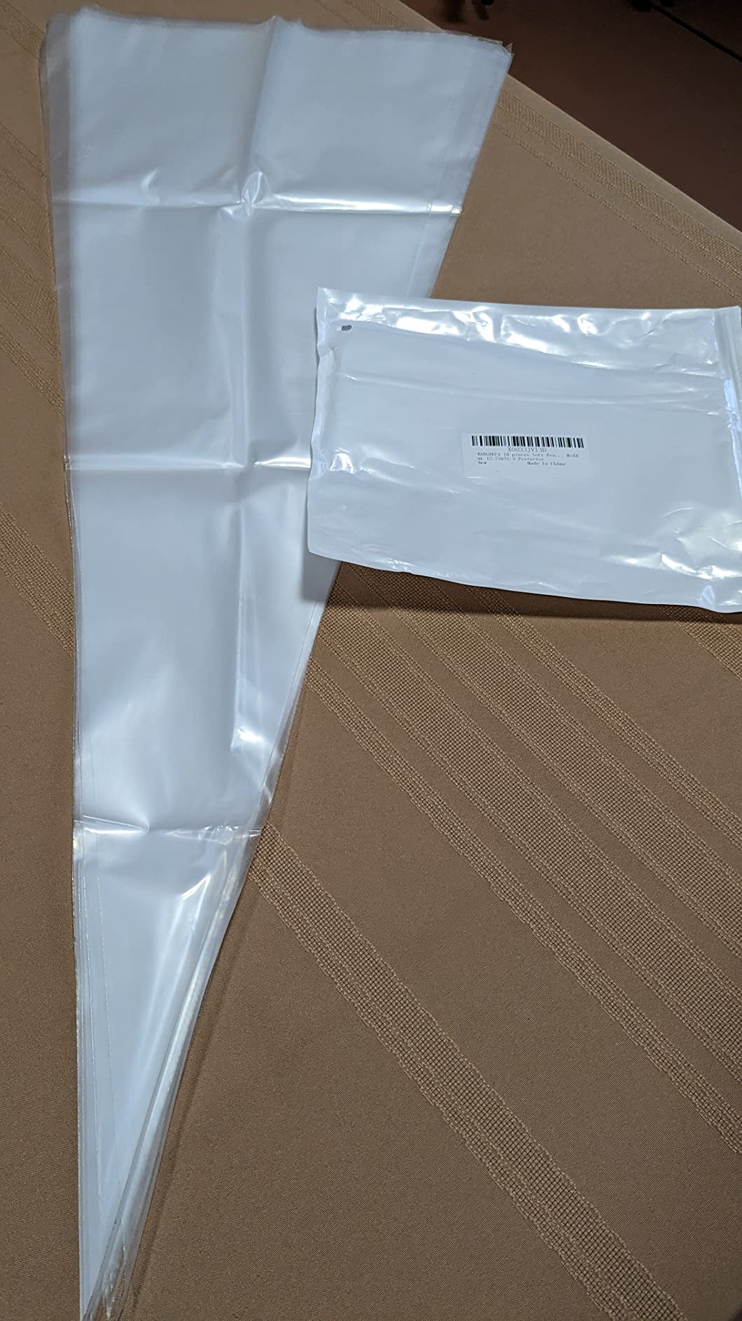 Amazon.com: WANGDEFA 10 pieces Soft Pennant Sleeve Bag Pennant Holder ...