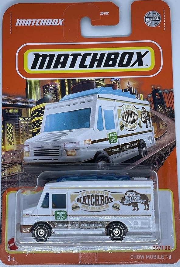 Amazon.com: Matchbox 2022 - Chow Mobile II - Food Truck #35/100 : Toys ...
