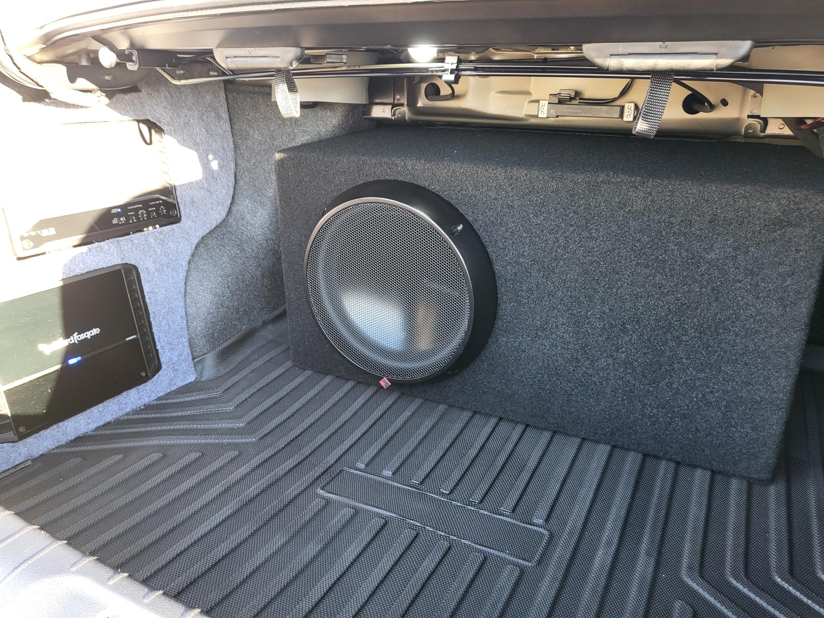 $28/mo - Finance Atrend Soundqubed 12 ” Single Vented SPL Subwoofer ...