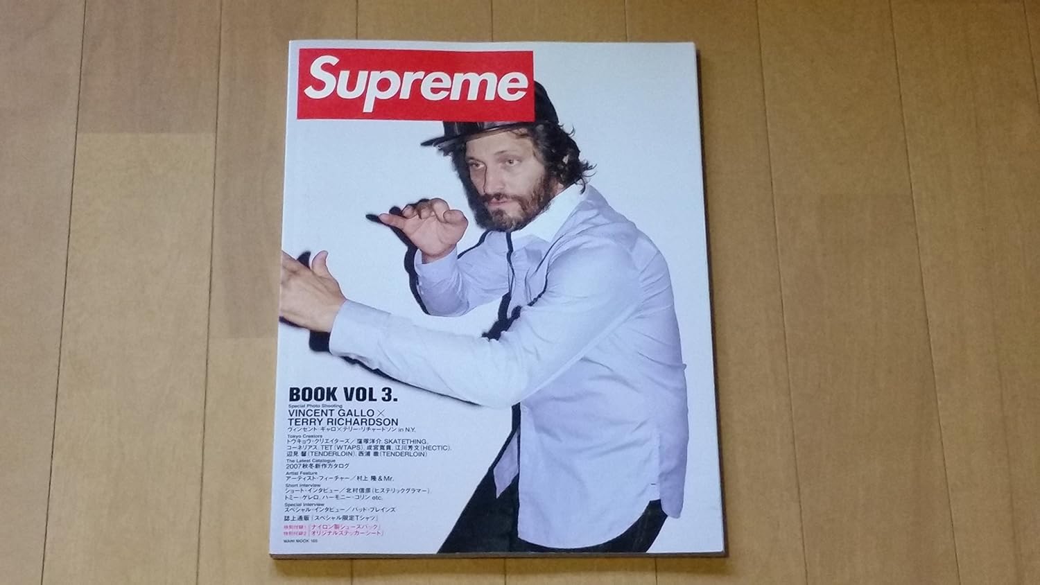 Amazon.com: Supreme Book VOL 3 Vincent Gallo & Terry Richardson ...