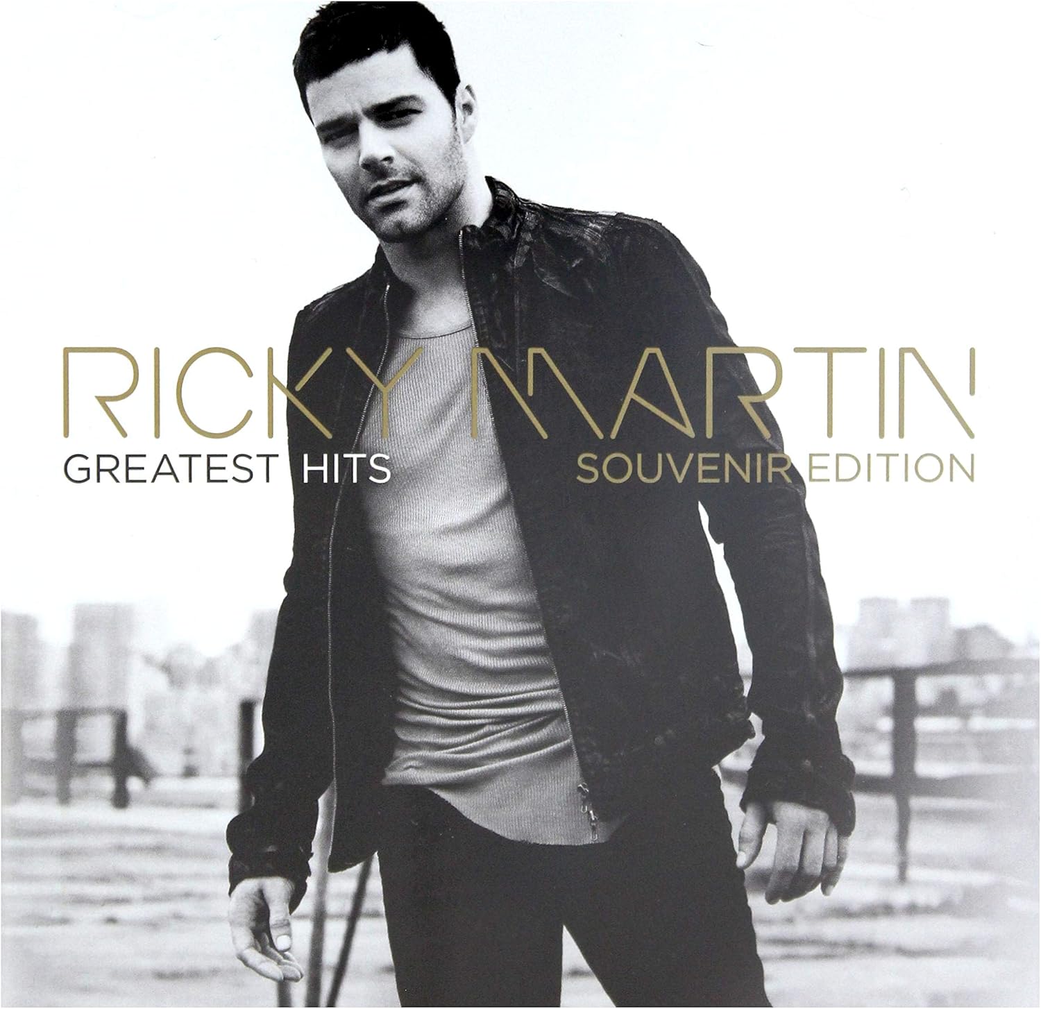 Greatest Hits (Souvenir Edition): Ricky Martin: Amazon.ca: Music