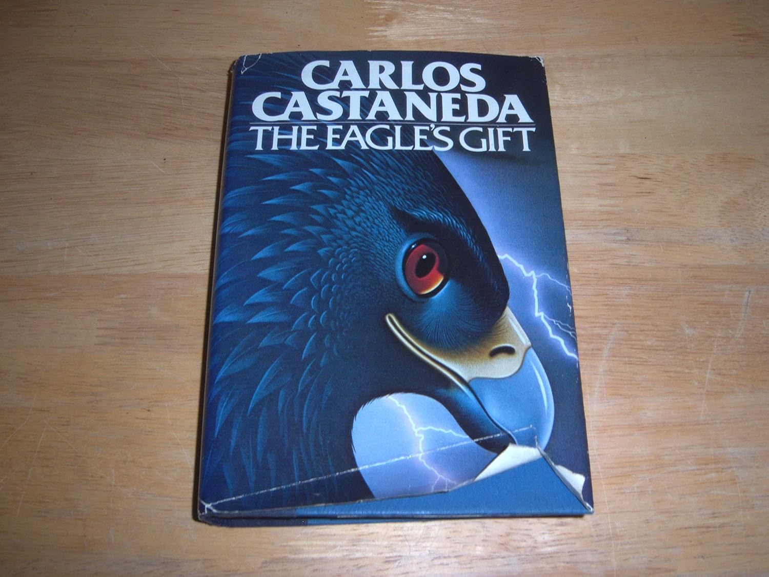Amazon.com: The Eagle's Gift: 9780671230876: Carlos Castaneda: Books