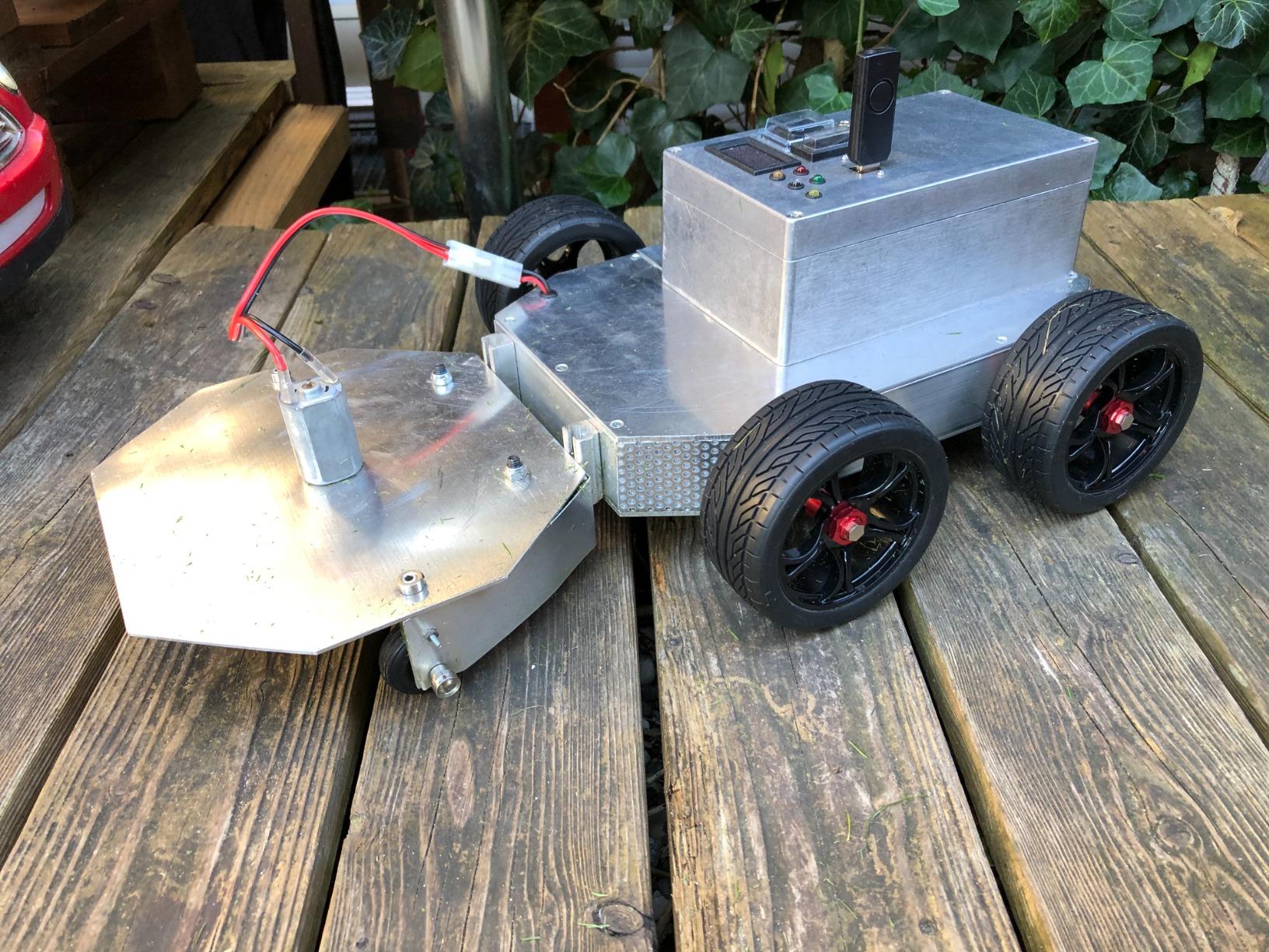 Roboter-Autos mit dem Raspberry Pi: Planen, bauen, programmieren ...