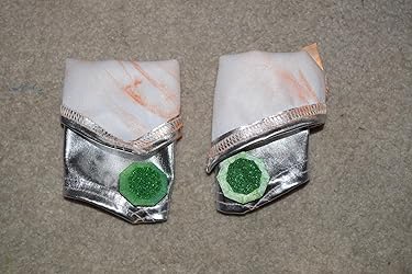 Amazon.com: Rubie's Girl's DC Superhero Deluxe Starfire Costume, Small ...