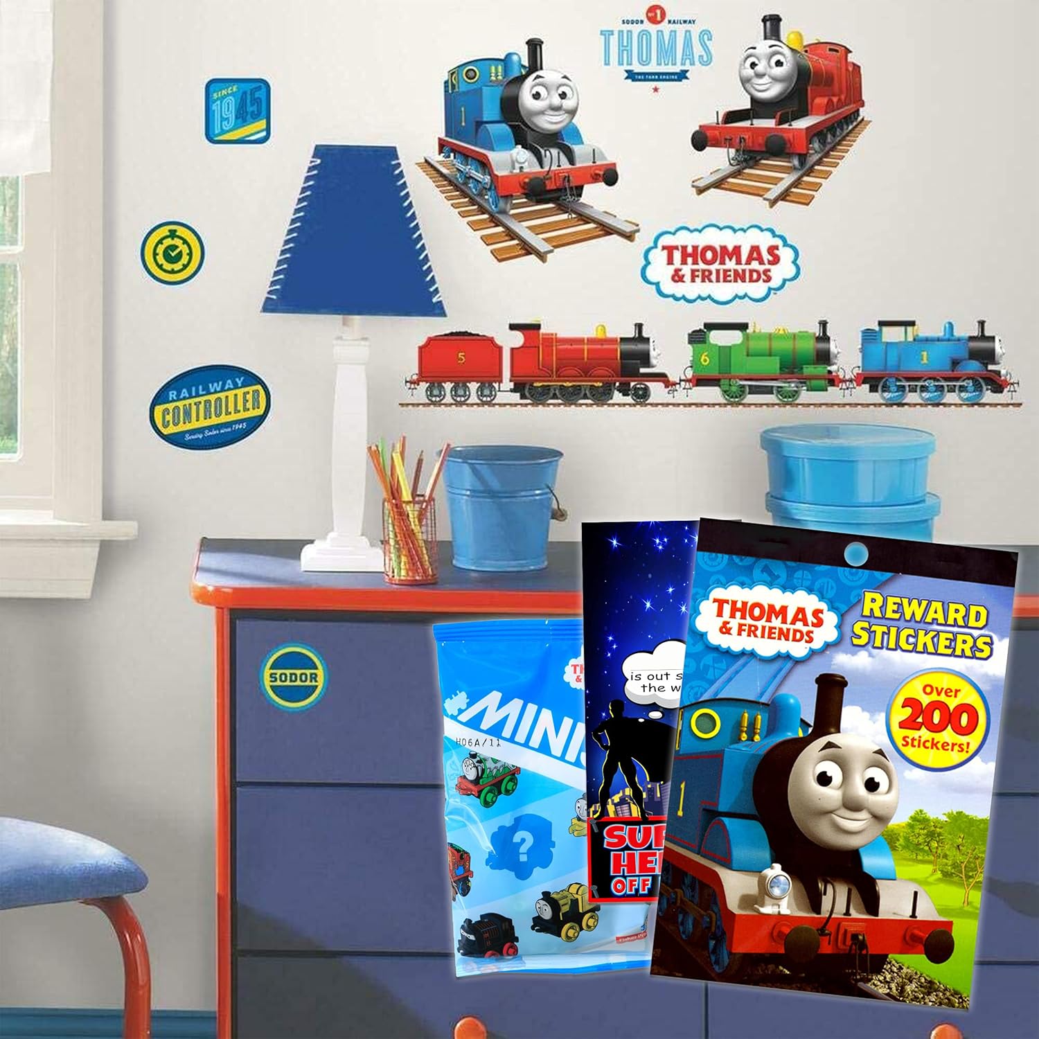 Amazon.com: RoomMates Thomas The Train Decal Set - 33 Pc Thomas and ...
