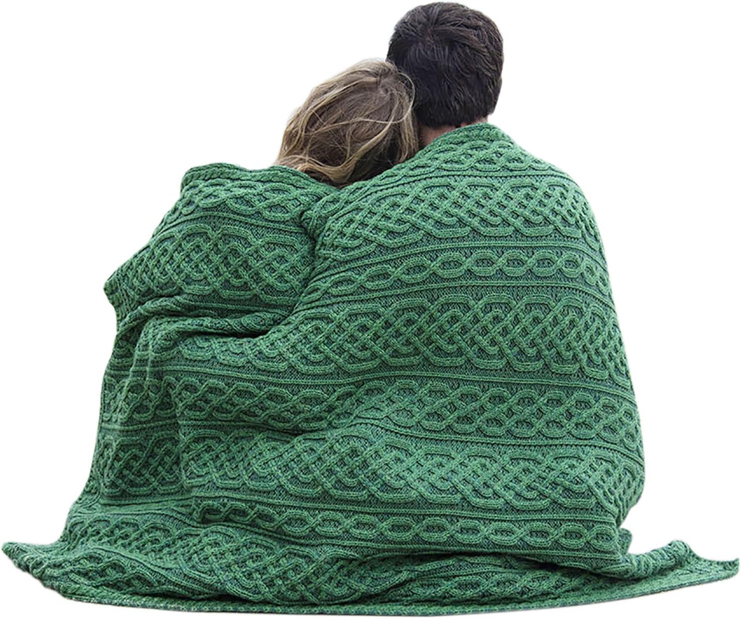 Amazon.com: Aran Woollen Mills Carraig Donn Irish Cable Knit Blanket ...