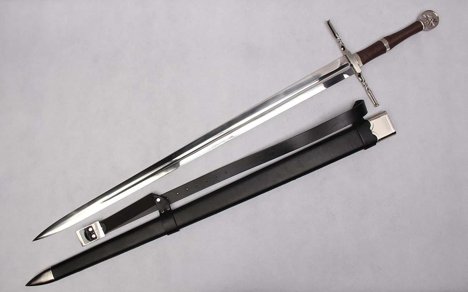 Medieval Handmade Carbon Steel Two Hand Hunting Sword with Real Leather ...