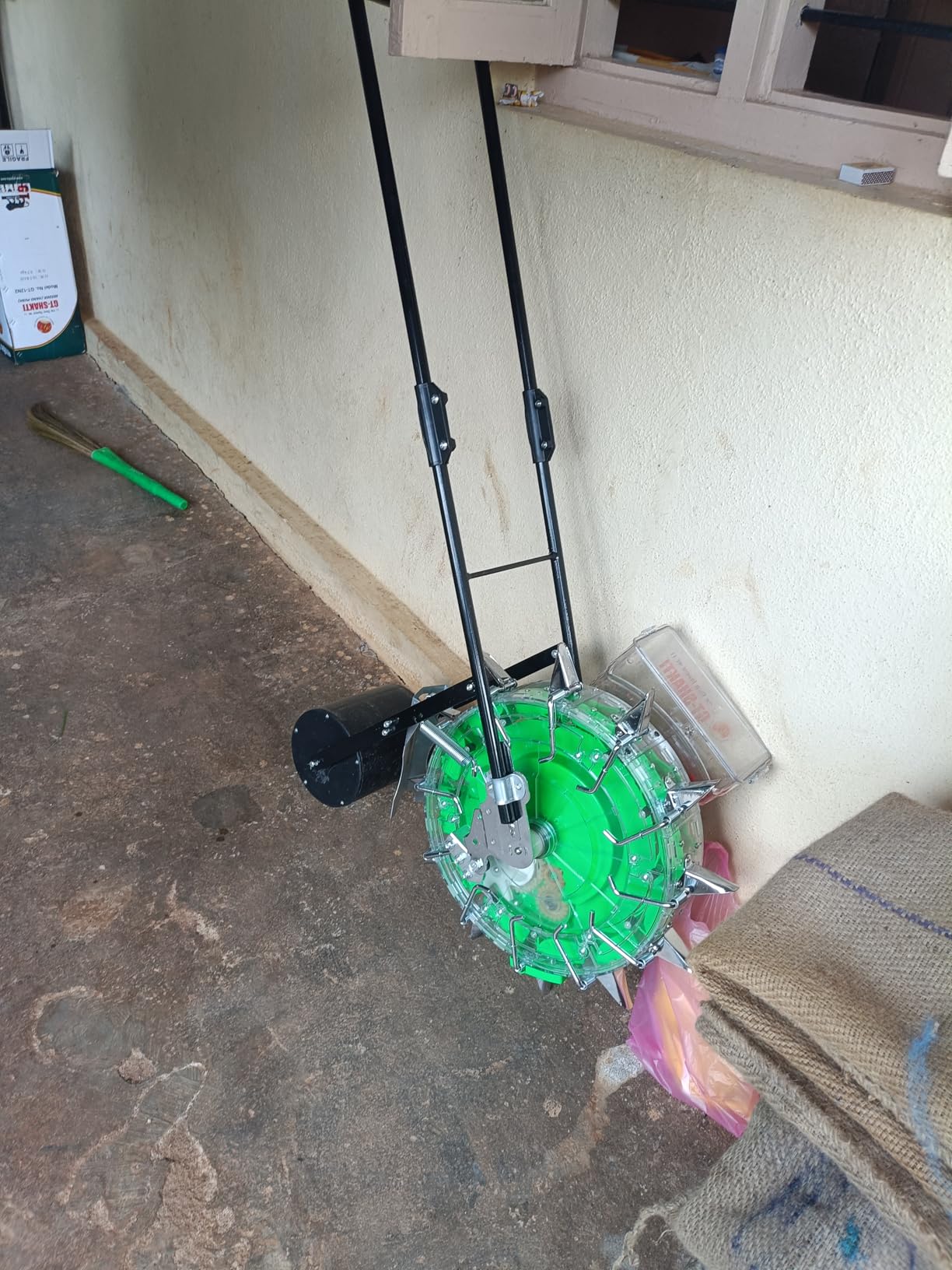 RKC Shakti Hand Push Seeder Manual Tokan Yantra Seeding Machine Single ...