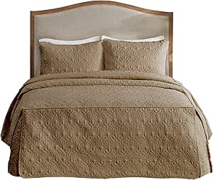 Amazon.com: Madison Park Quebec Split Corner Quilted Bedspread Classic ...