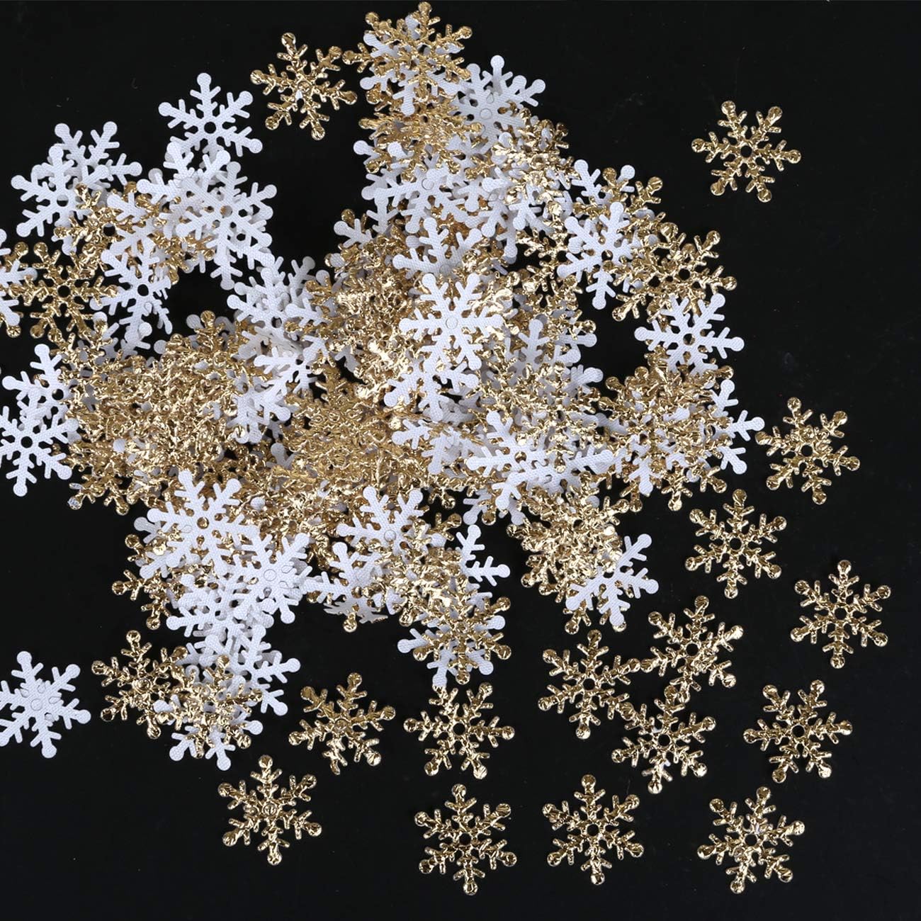 Amazon.com: GWHOLE 600 Pcs Snowflakes Confetti for Christmas, Winter ...