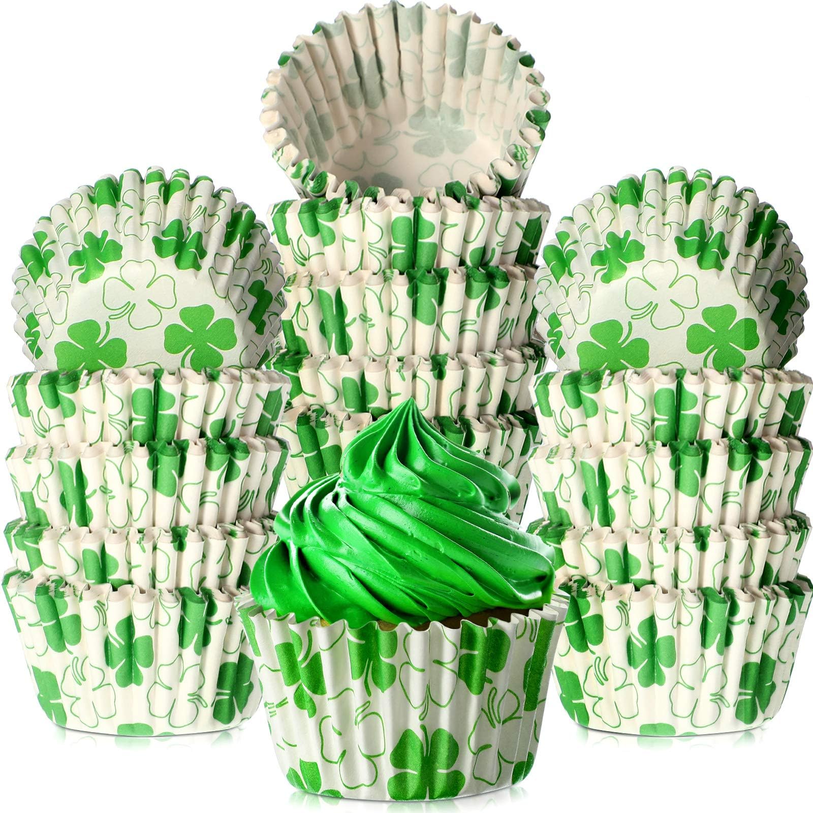 Amazon.com: 50 Shamrock Print Cupcake Liners Baking Cups Standard Size ...