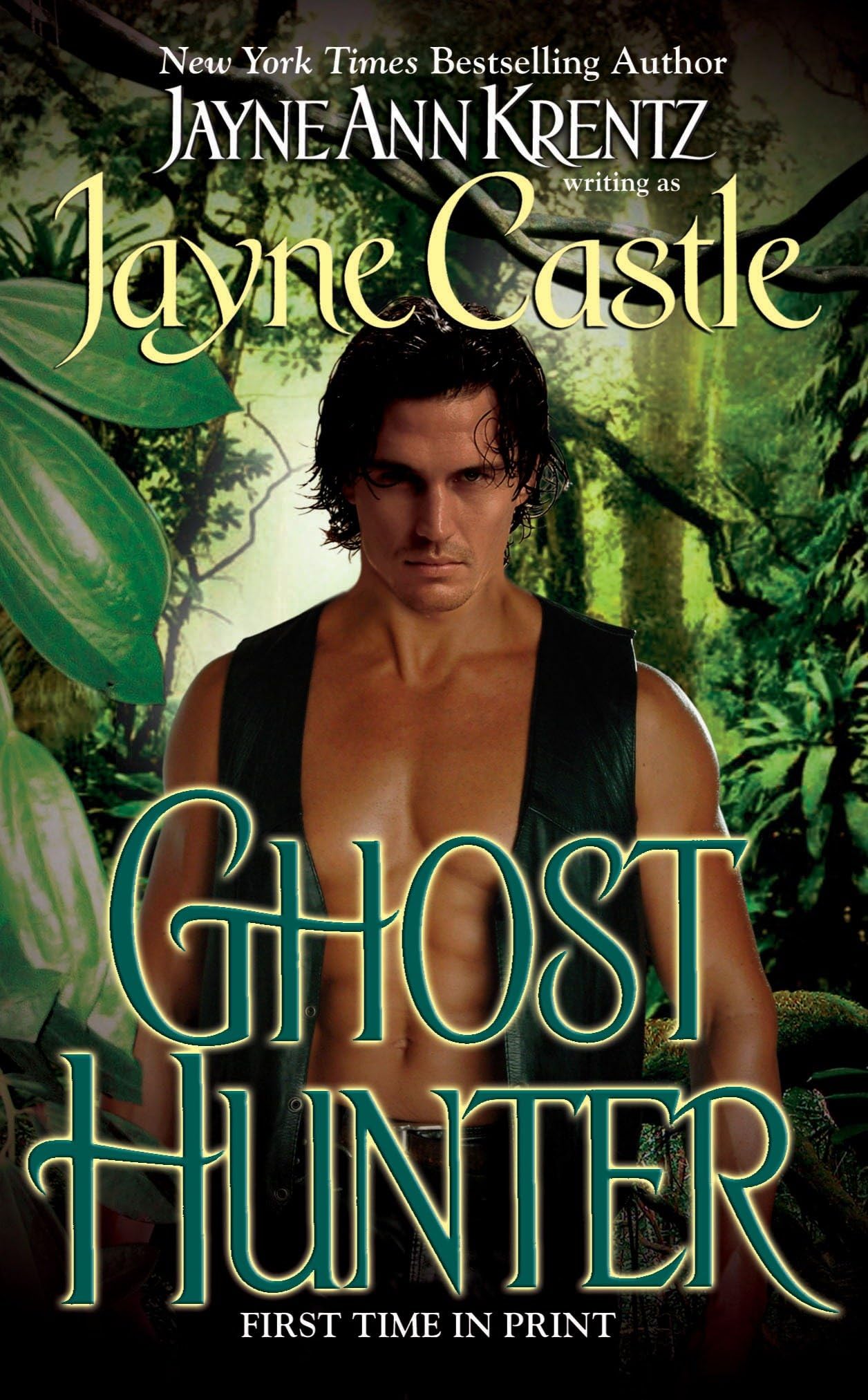 Ghost Hunter: Jayne Castle: 9780515141405: Amazon.com: Books