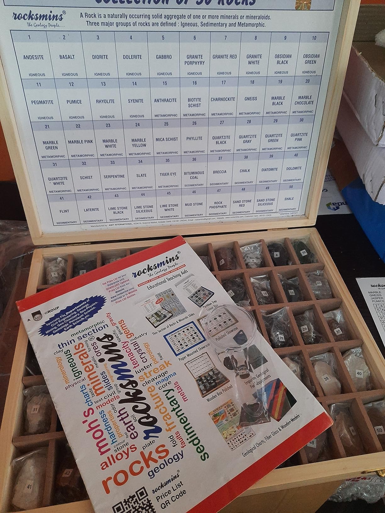 Rocksmins Collection of 50 Rocks RO50WB in Wooden Box with 50 Big ...