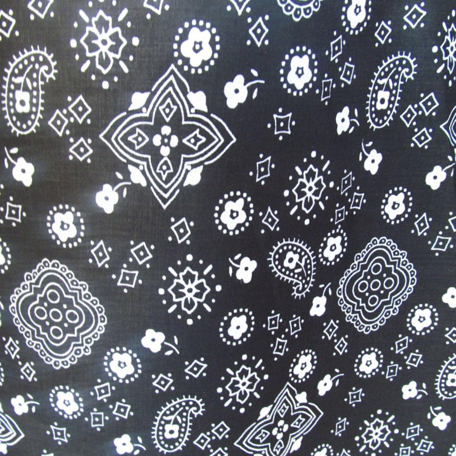 Amazon.com: The Fabric Exchange Poly Cotton Print Bandana 60 Inch ...