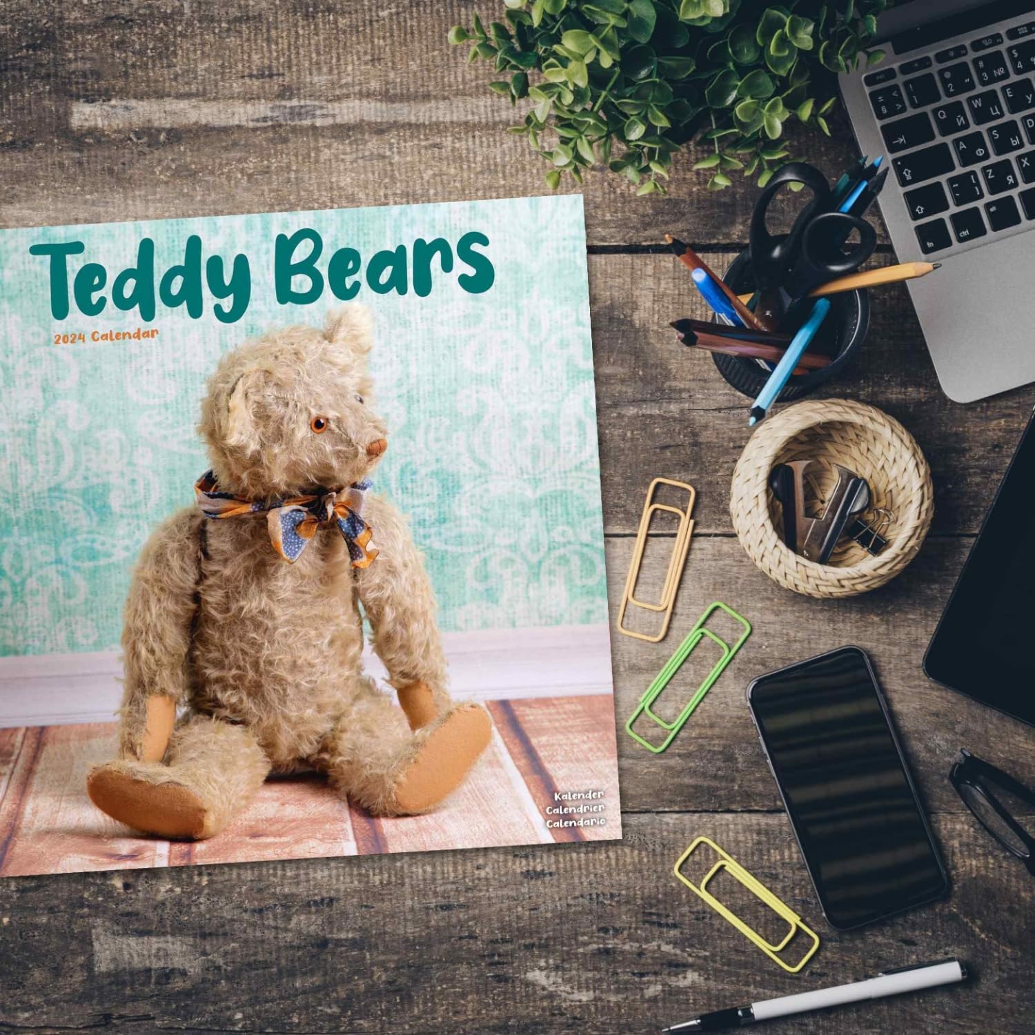 Snapklik.com : Teddy Bear Calendar 2024 - Calendars 2023 2024 Wall ...