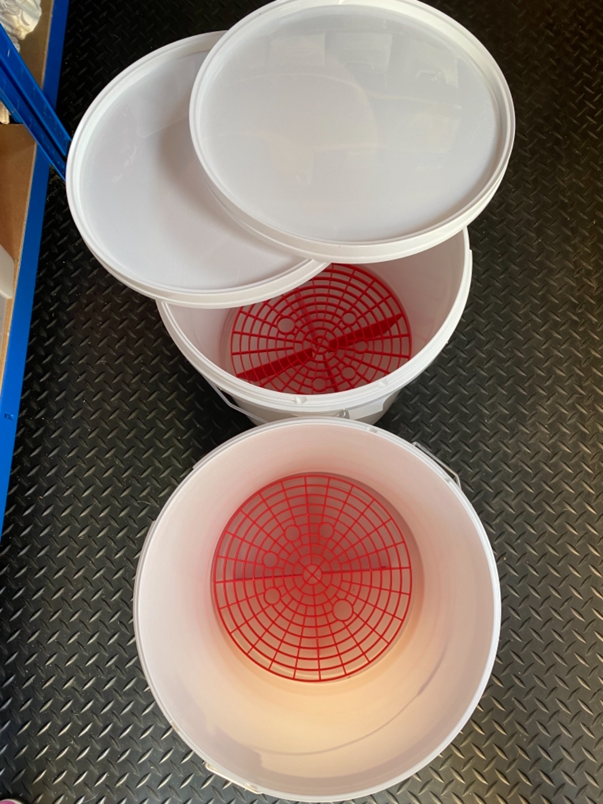2x 20 Litre White Plastic Wash Bucket - 2 Bucket Wash System - Car Wash ...