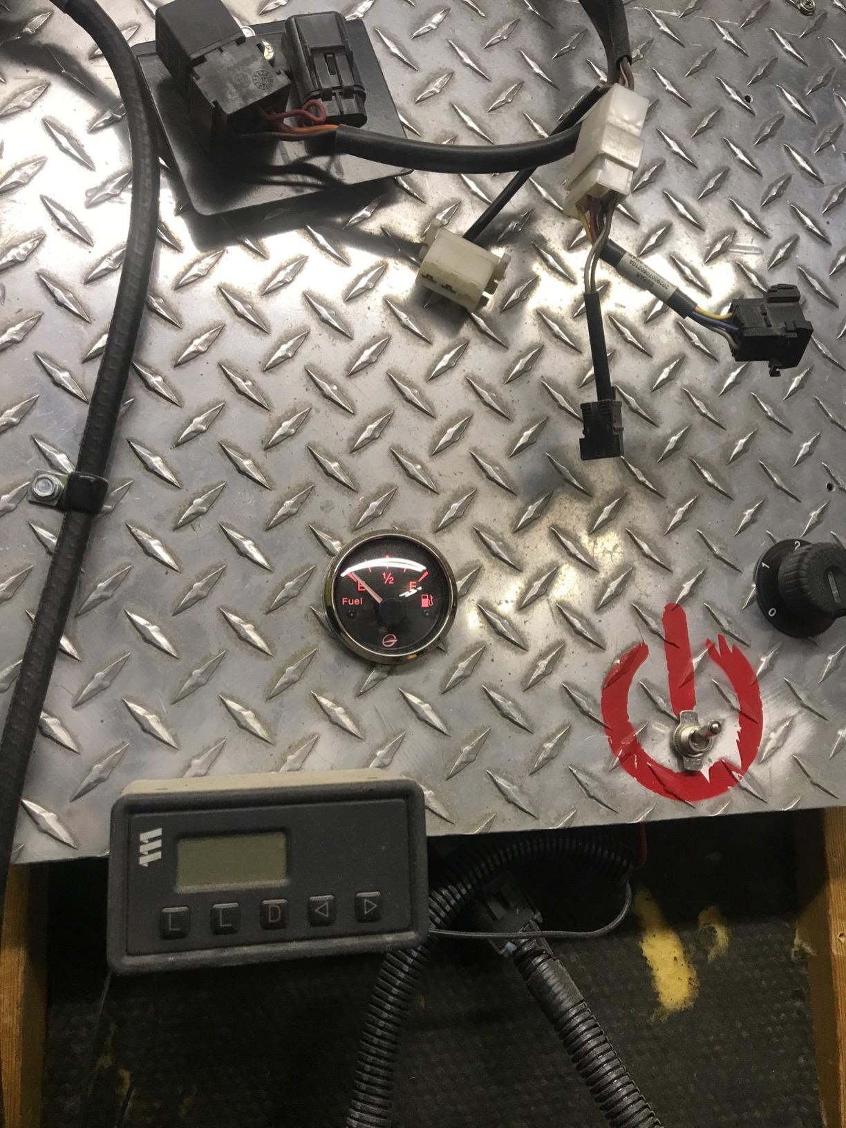 Amazon.com: 2" 12V Fuel Level Gauge Resistance - 240-33 Ohm 24V RV ...