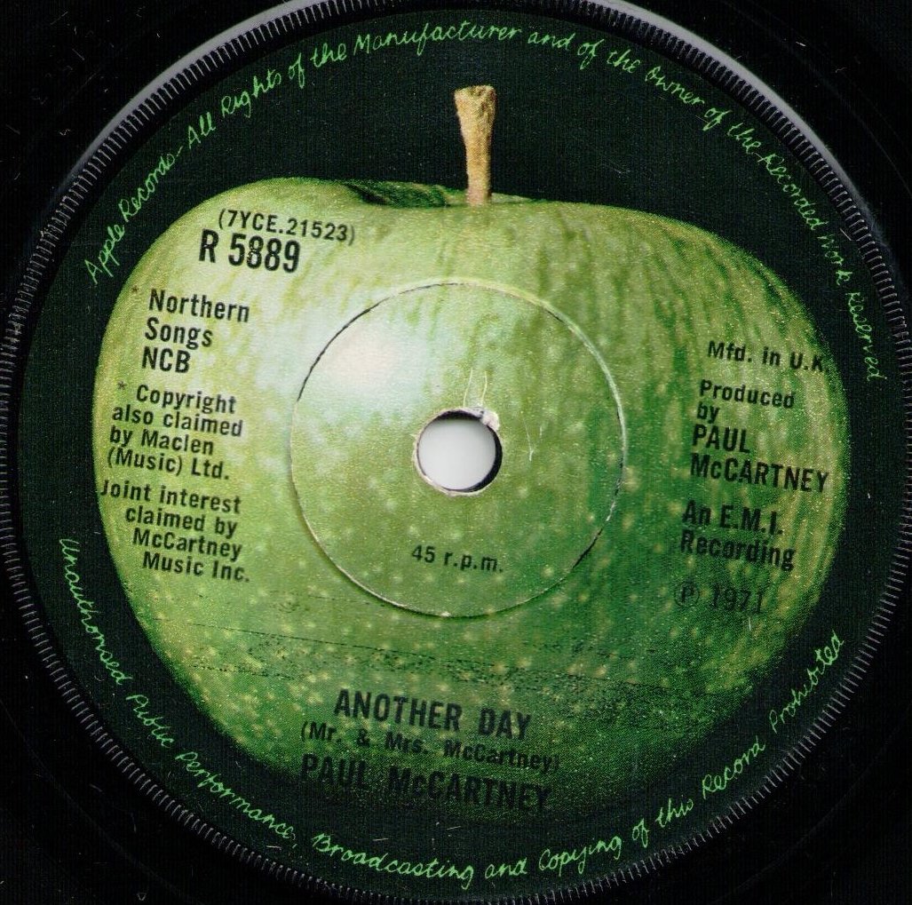 Amazon.com: Paul McCartney - Another Day - 7" Single 1971 - Apple ...