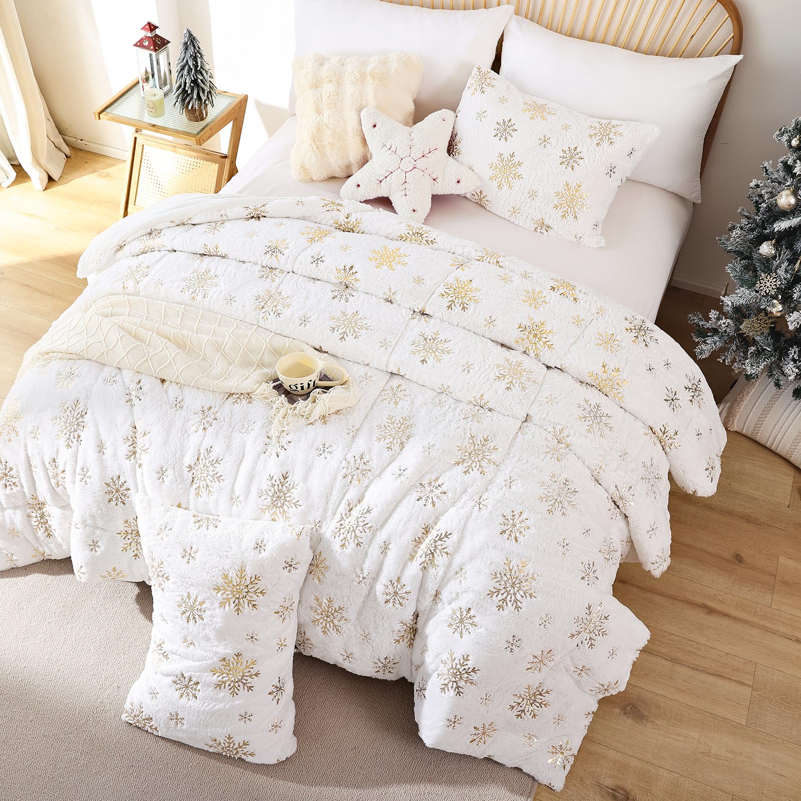weigelia Christmas Comforter Set Queen White Snowflake Comforter with 2 ...