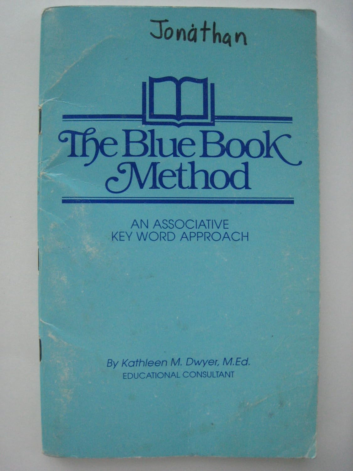 The Blue Book : An Associative Keyword Approach: Dwyer, Kathleen ...