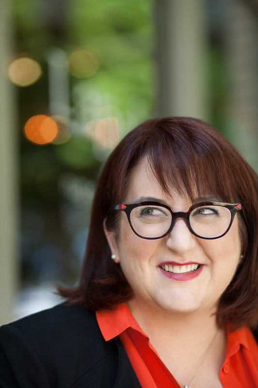 Amazon.com: Beth Ziesenis: books, biography, latest update