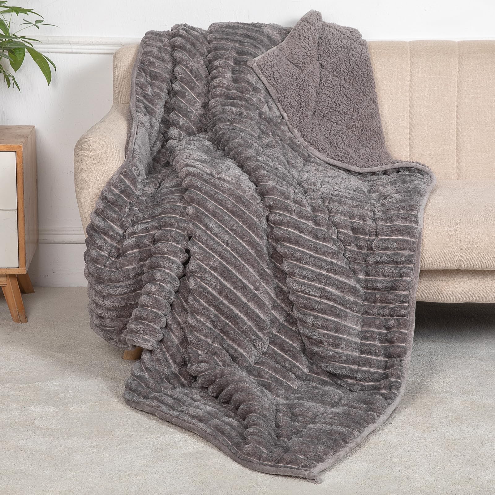 Amazon.com: UINIU Sherpa Fleece Weighted Blanket for Adults Twin/Full ...
