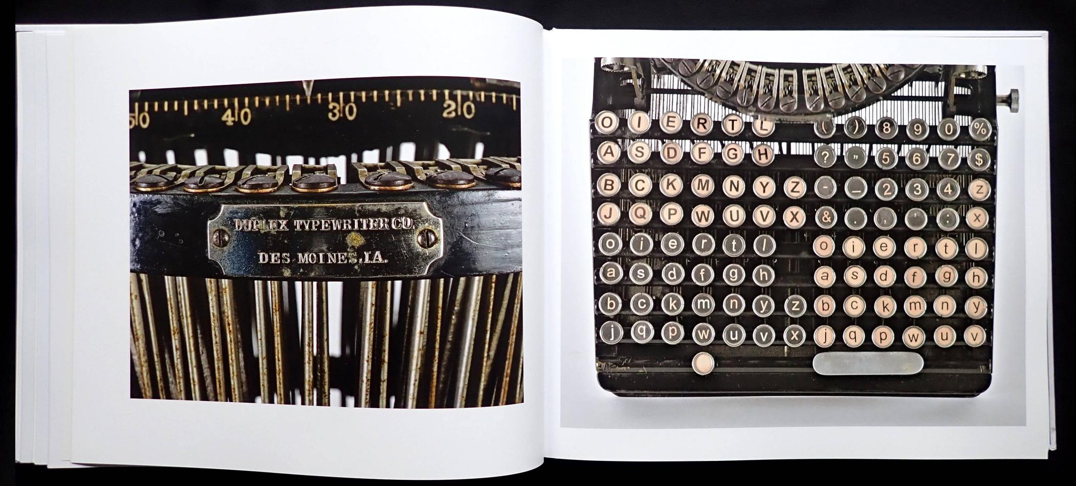 Typewriters: Iconic Machines from the Golden Age of Mechanical Writing ...
