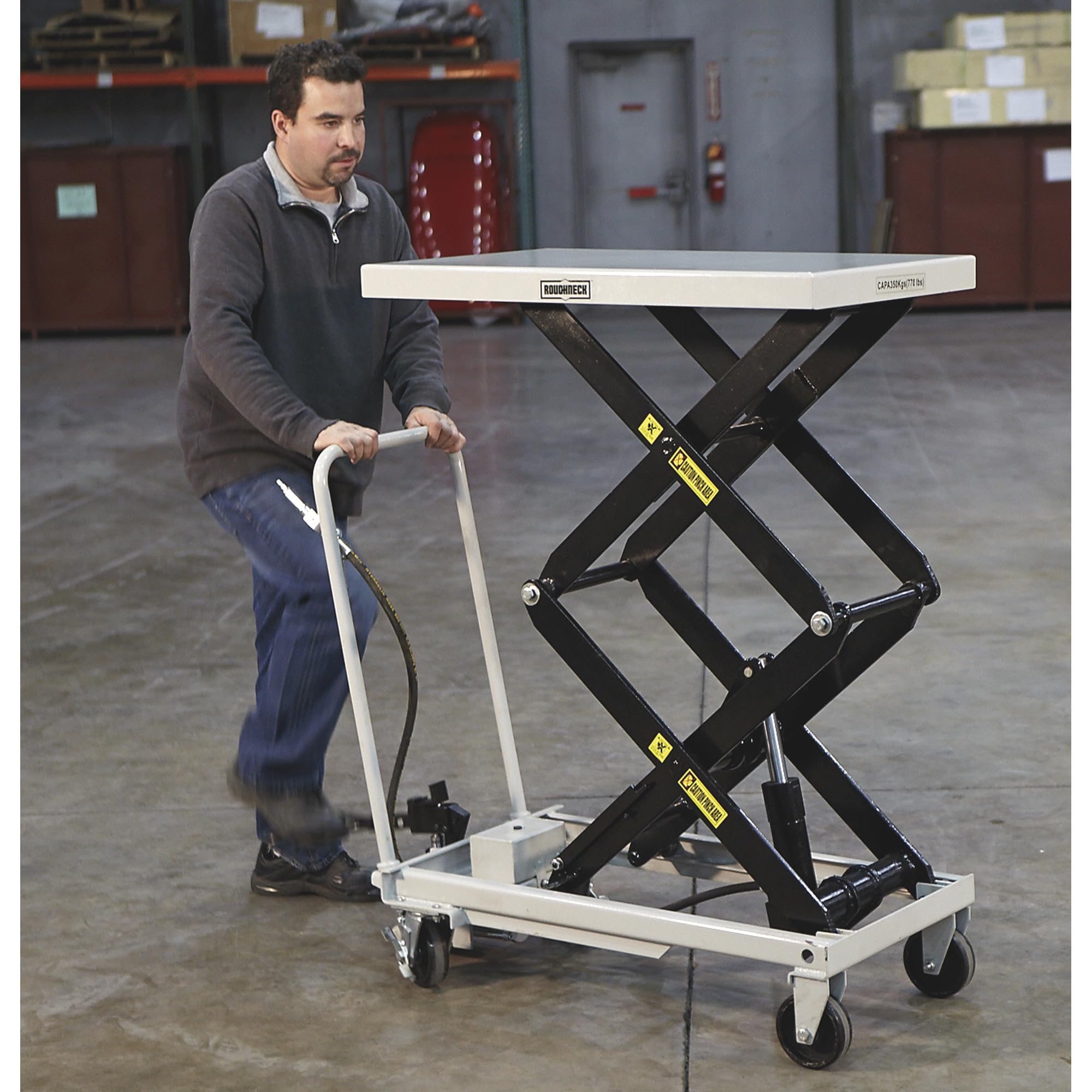 Roughneck Airhydraulic Lift Table Cart 770lb Capacity Castors With