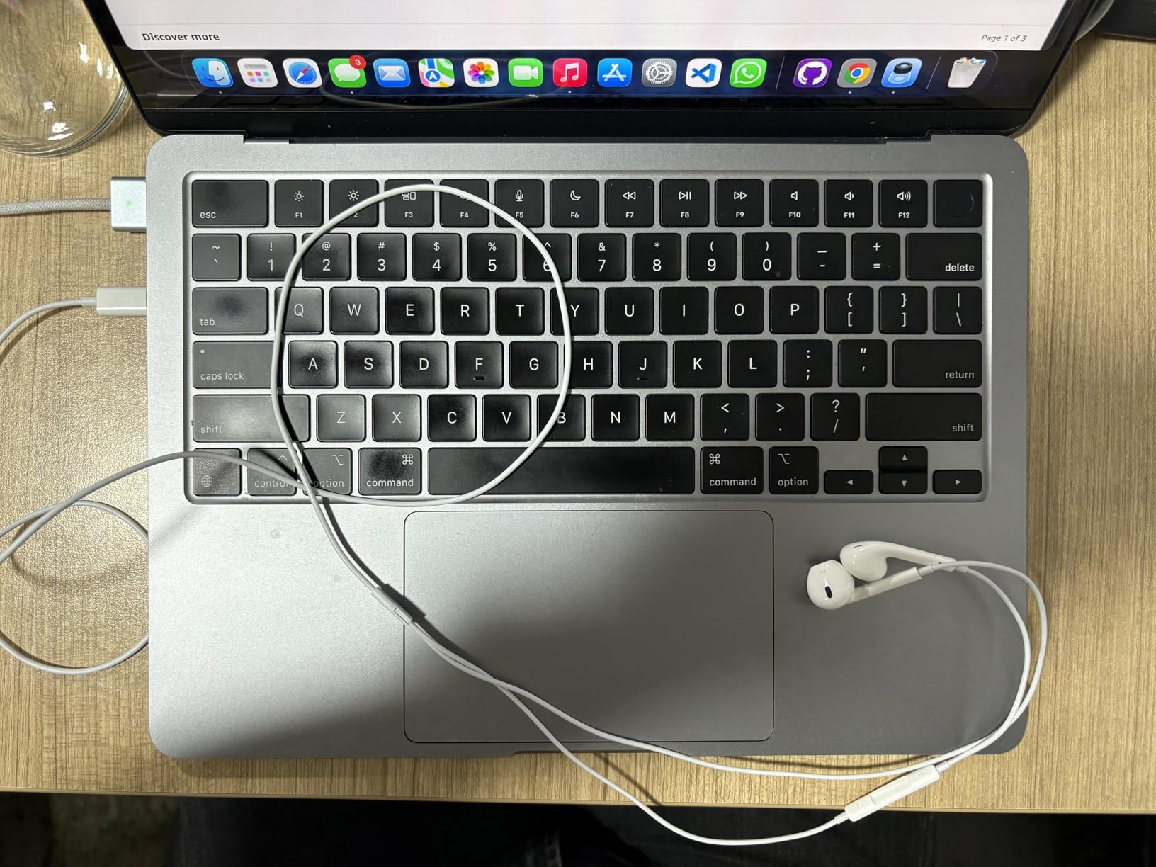 Apple EarPods (USB-C) : Amazon.in: Electronics