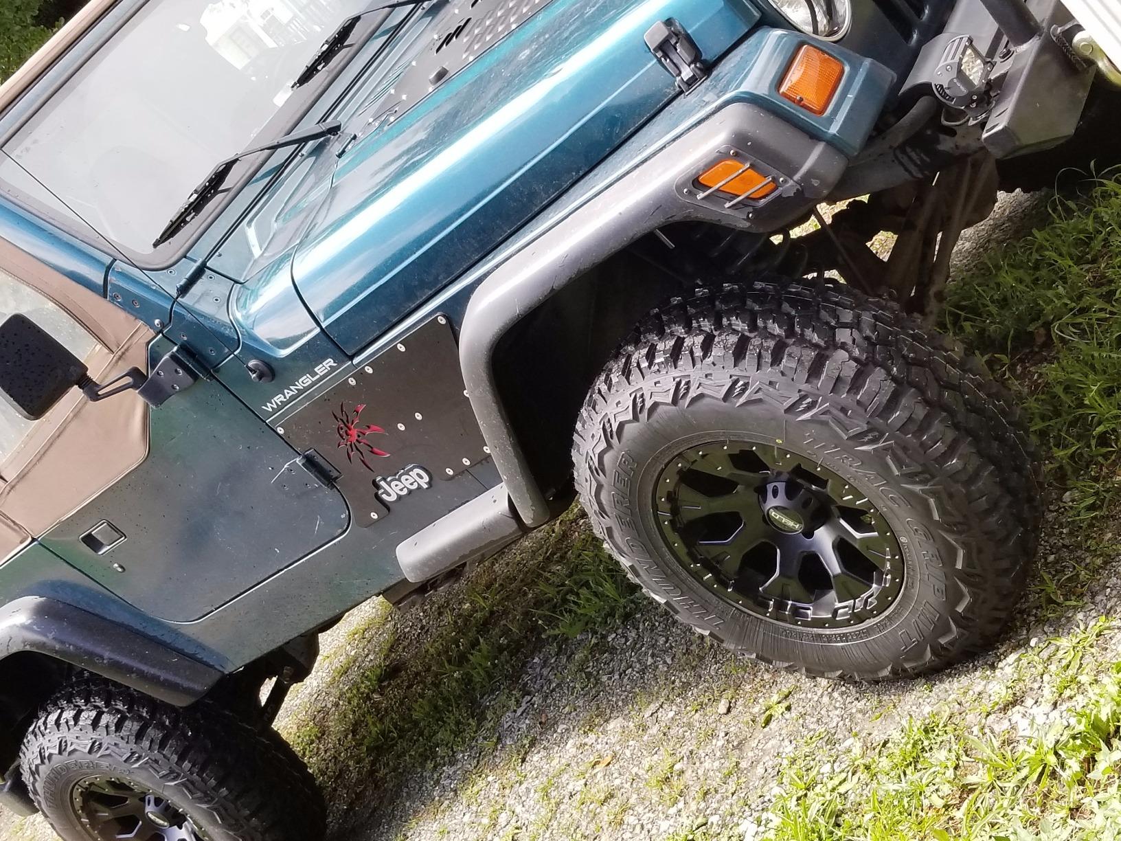 Amazon.com: Helo HE878 Wheel with Satin Black Finish (16x9"/5x4.5 ...