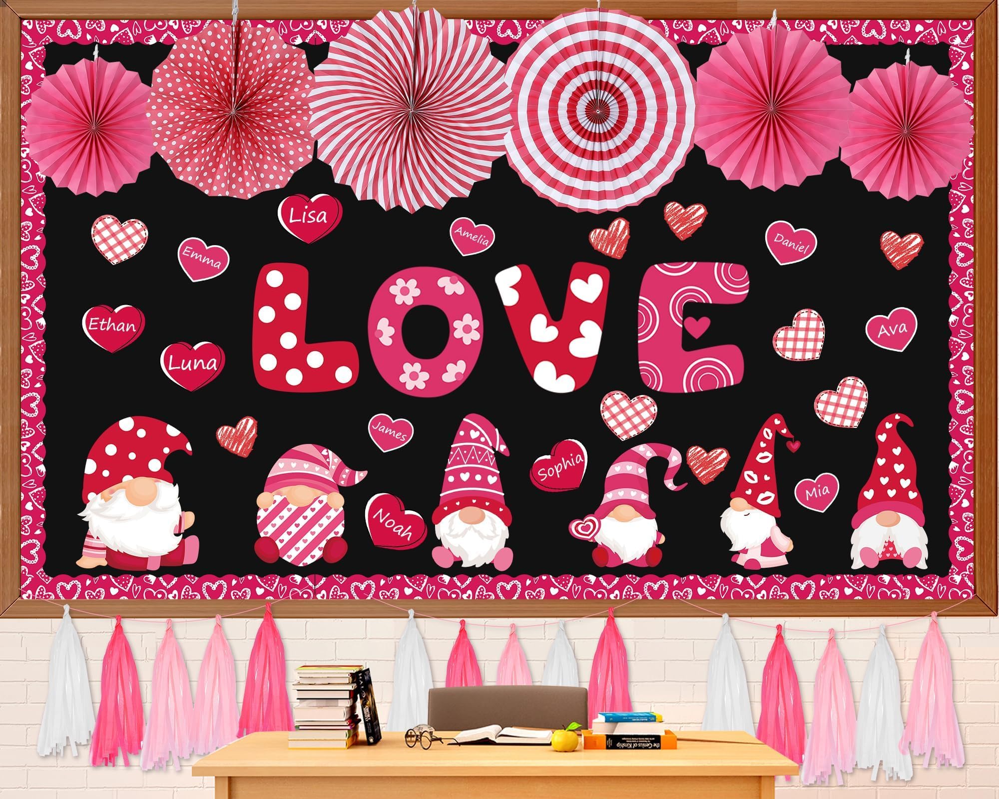 Amazon.com : gisgfim Valentine's Day Bulletin Board Set Decorations ...
