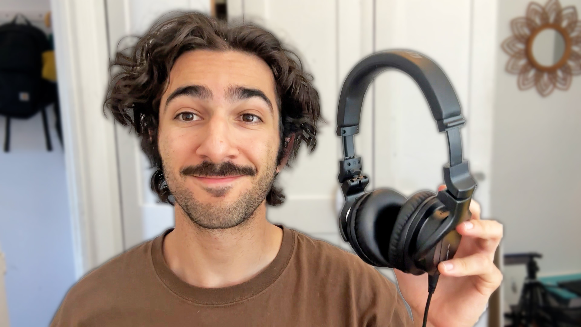 Watch REVIEW& Pioneer DJ HDJ-CUE1-BT Headphones on Amazon Live