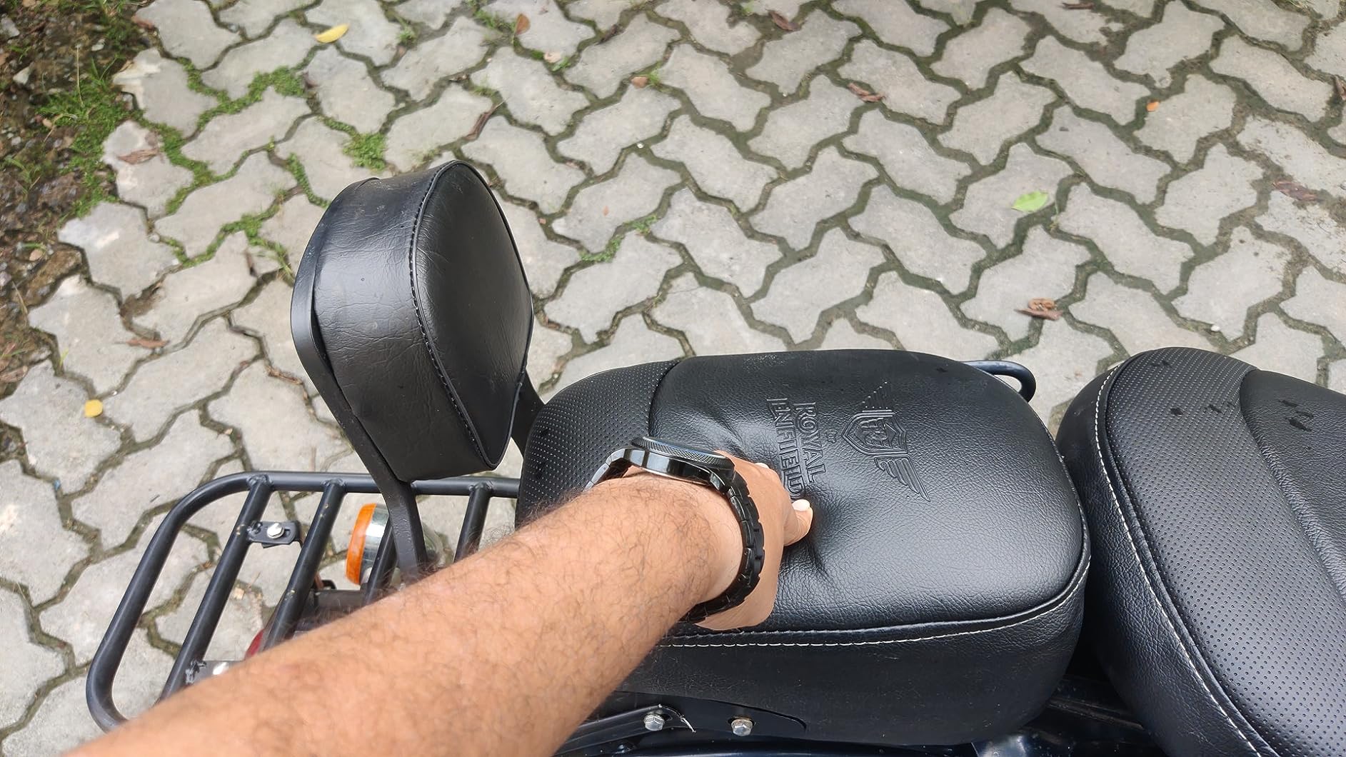 SGTB Backrest Support Pillion Black Cushion Back Rest Black Bar for ...
