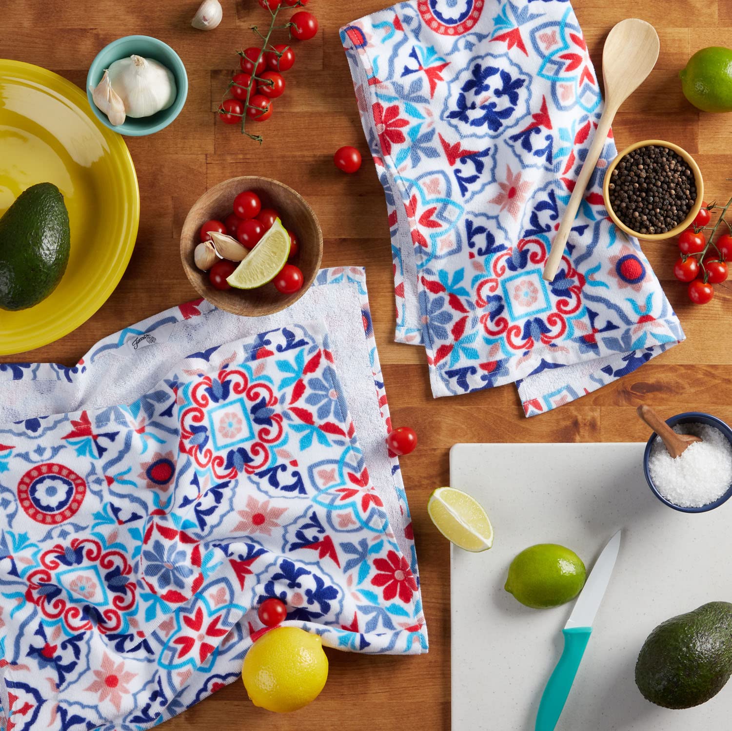 Snapklik.com : Fiesta Worn Tiles Kitchen Towels 2-Pack Set