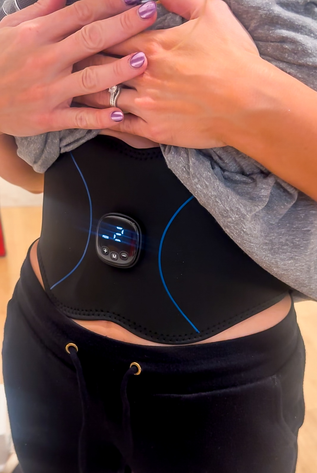Watch Honest Review of this ab stimulator! on Amazon Live