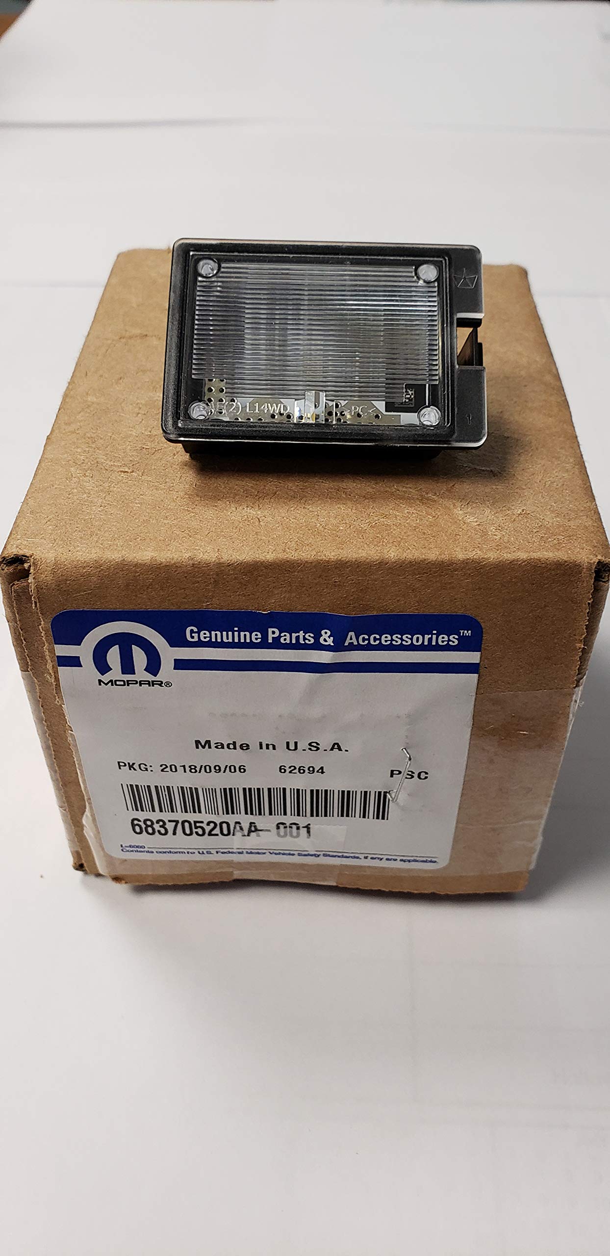 Amazon.com: Chrysler 68370520AA - Lamp License Plate : Automotive