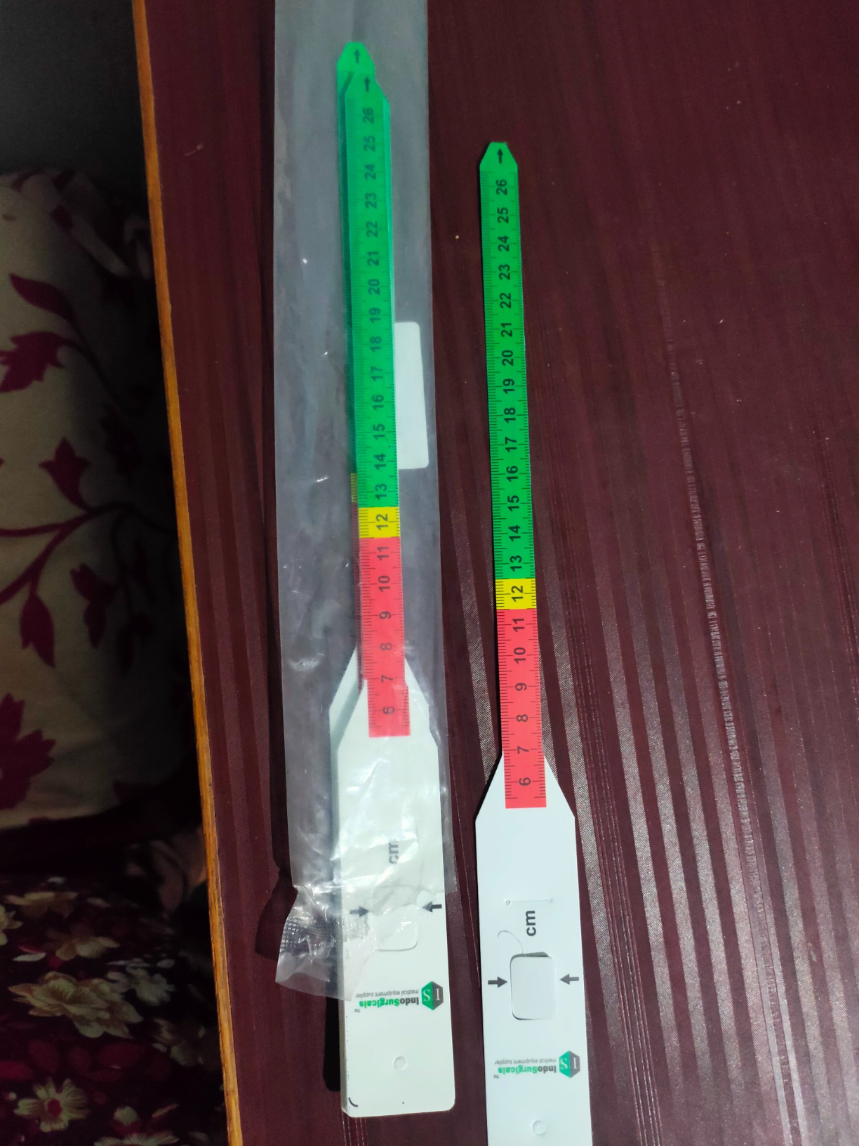 IS IndoSurgicals Deluxe Quality, PVC, Reusable MUAC Tape for Adult (10 ...