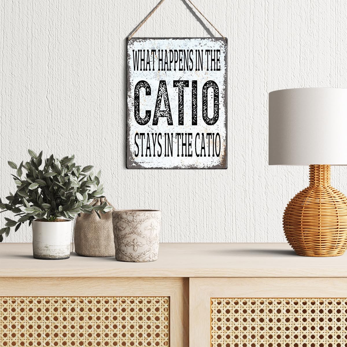 Snapklik.com : What Happens In The Catio Stays In The Catio Signs Wall ...