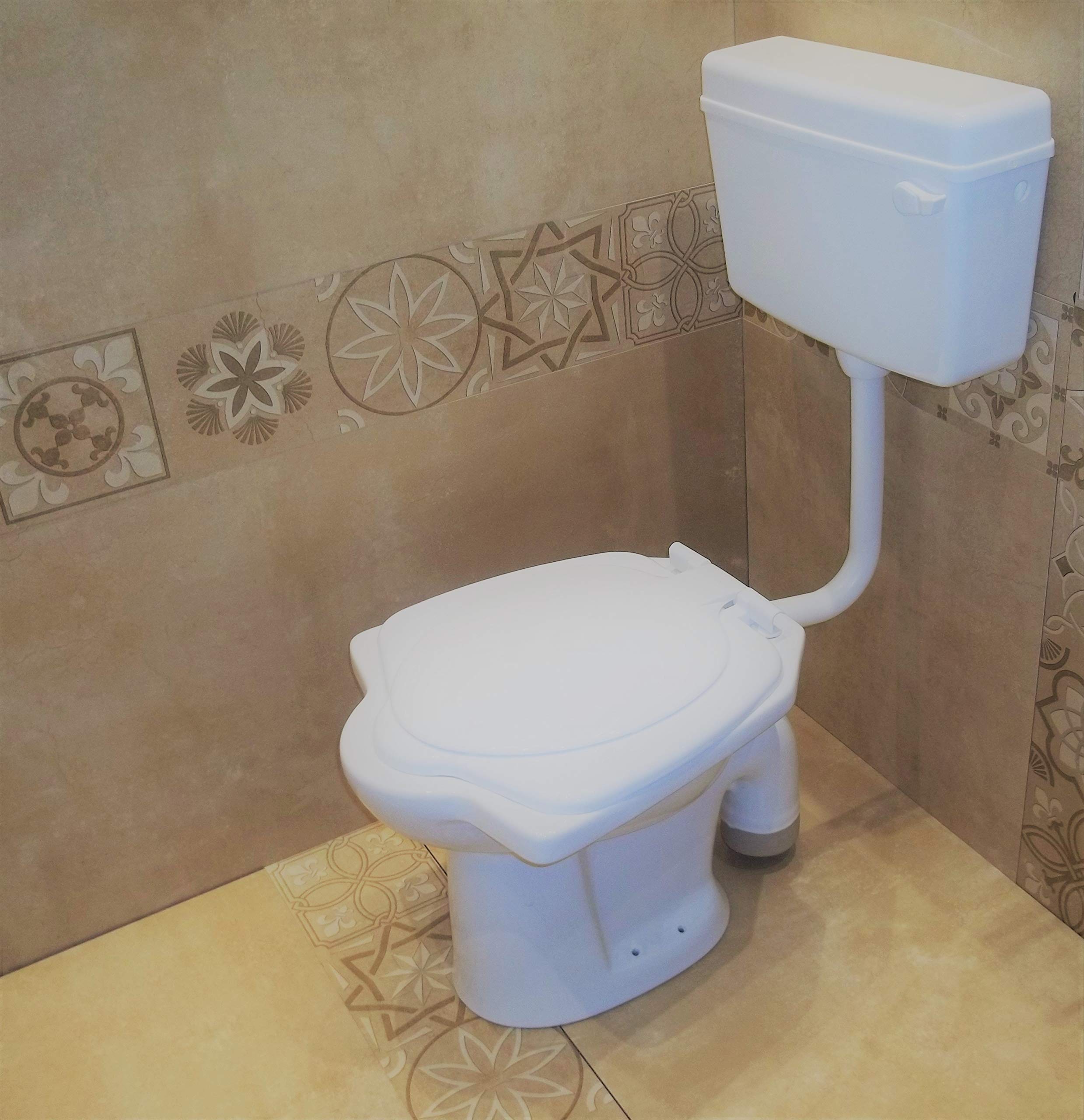 Ceramic Anglo Indian Commode/Water Closet S Trap - White with Normal ...