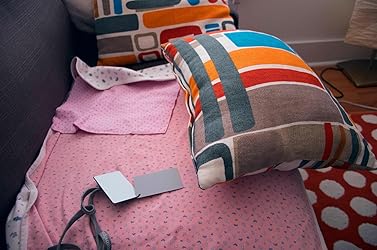 Amazon.com : DGK Color Tools Optek Premium Reference White Balance Card Set- 3 Card Set- 3 Card ...