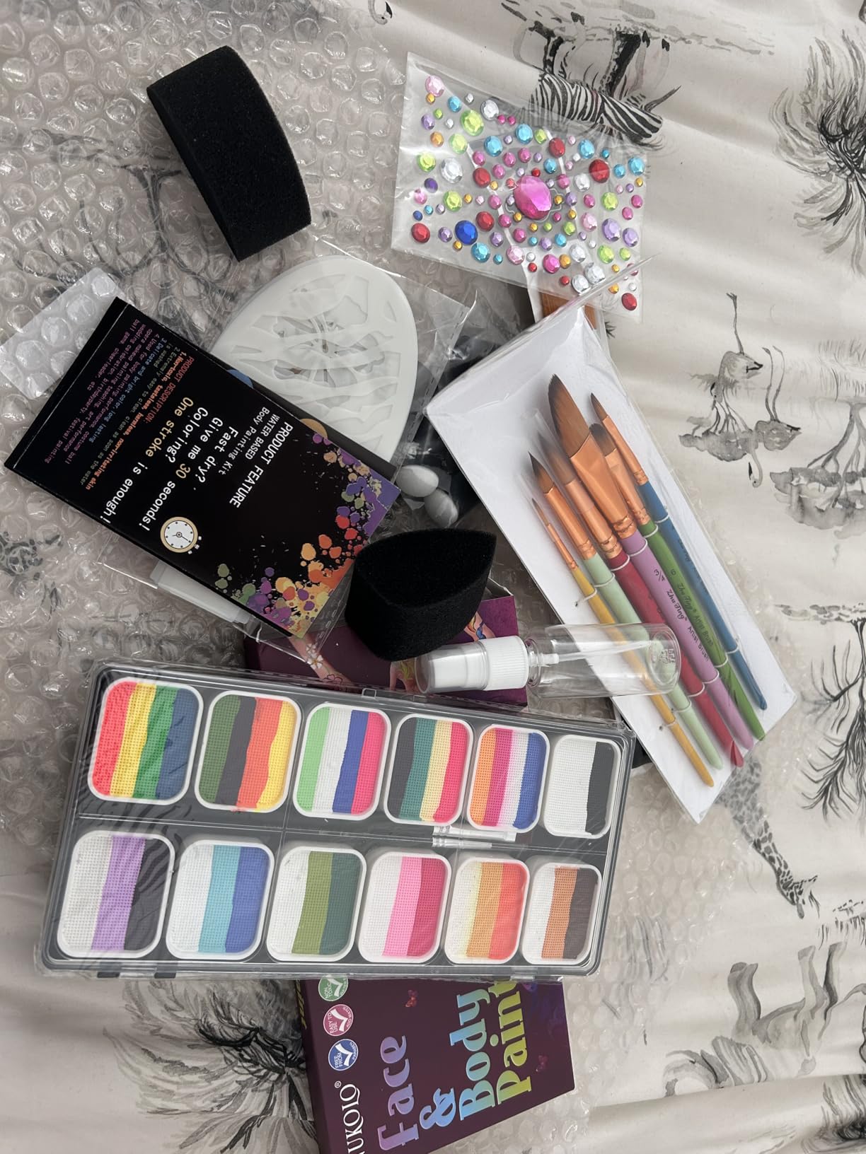Face Painting Kit, Water Based Professional Body Paint Set for Kids ...