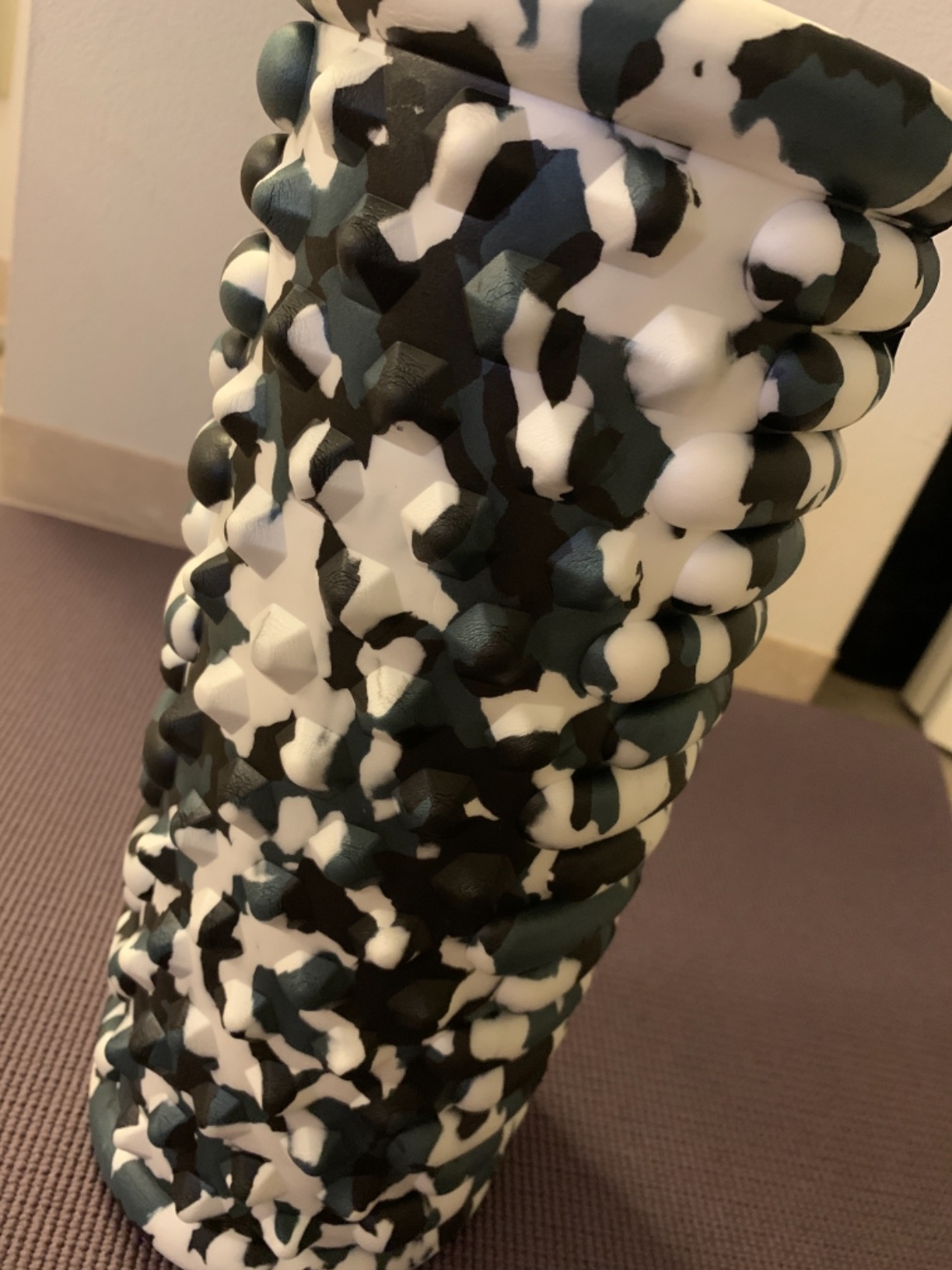 Amazon | 【正規品】インフィ(IMPHY) 筋膜リリース フォームローラー ハード Fire グリッドフォームローラー 筋膜ローラー フィットネス ストレッチ | インフィ(IMPHY ...