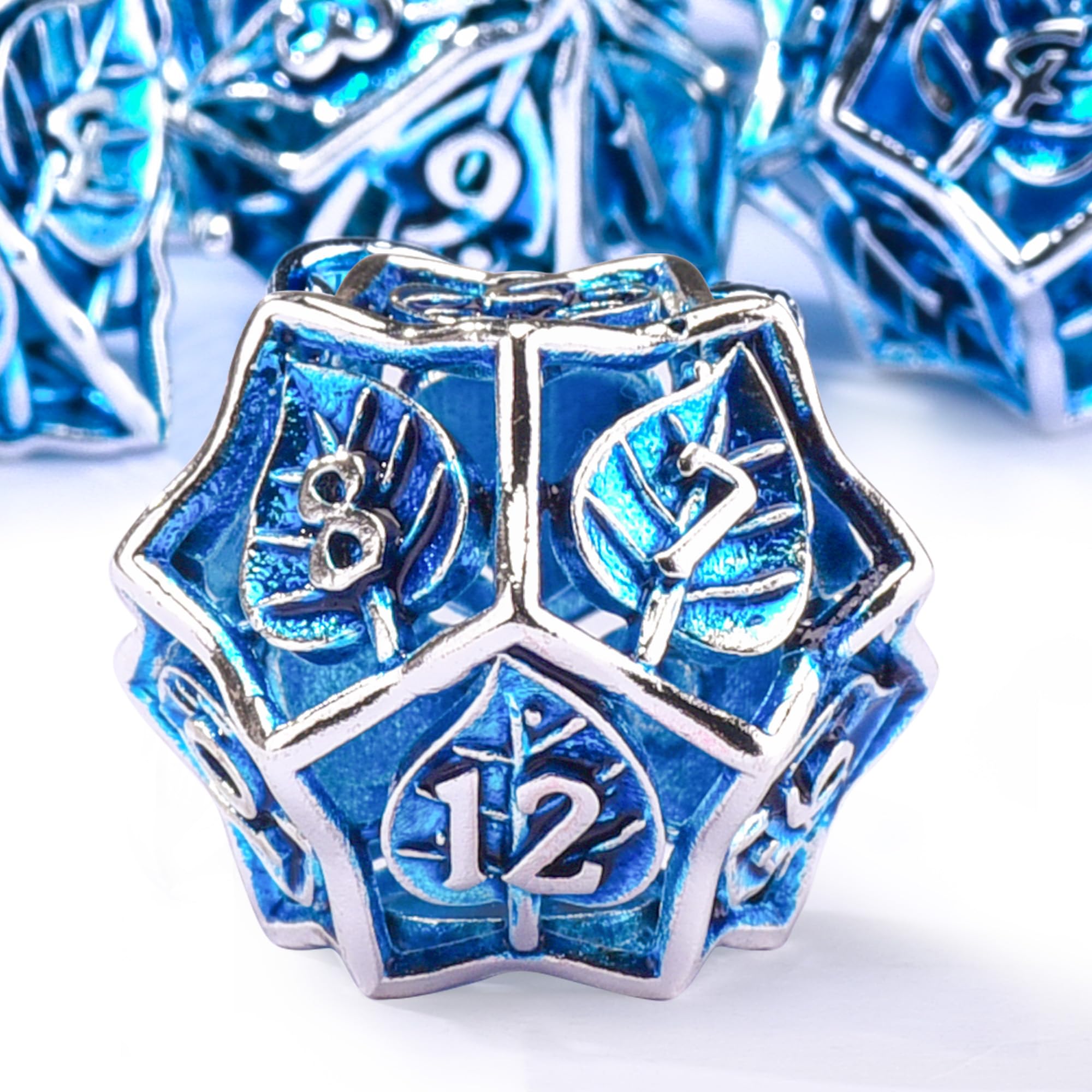Snapklik.com : AUSTOR Metal DND Dice Set 7 Pieces Leaf DND Dice Hollow ...