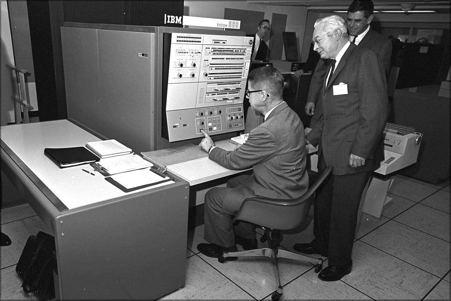 Amazon.com: History Galore 24"x36" Gallery Poster, IBM System 360 at ...