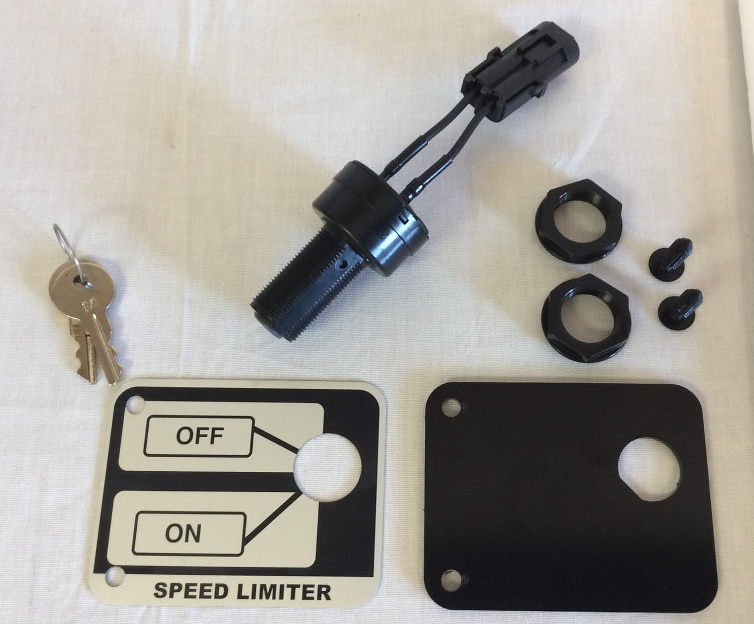 Amazon.com: John Deere Speed Limiter Kit for XUV625i, XUV590i and ...