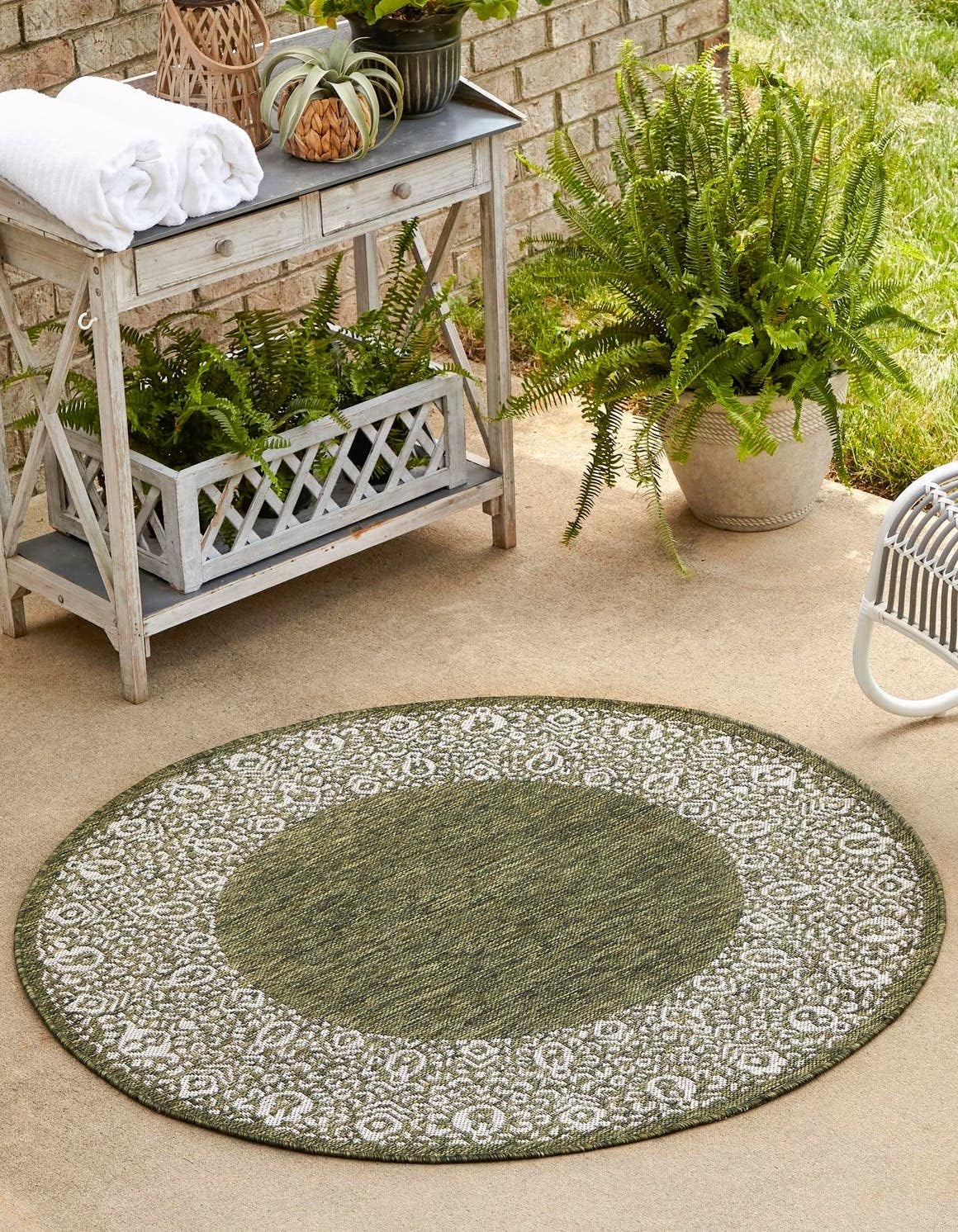 Amazon.com: Unique Loom Outdoor Border Collection Area Rug - Floral ...