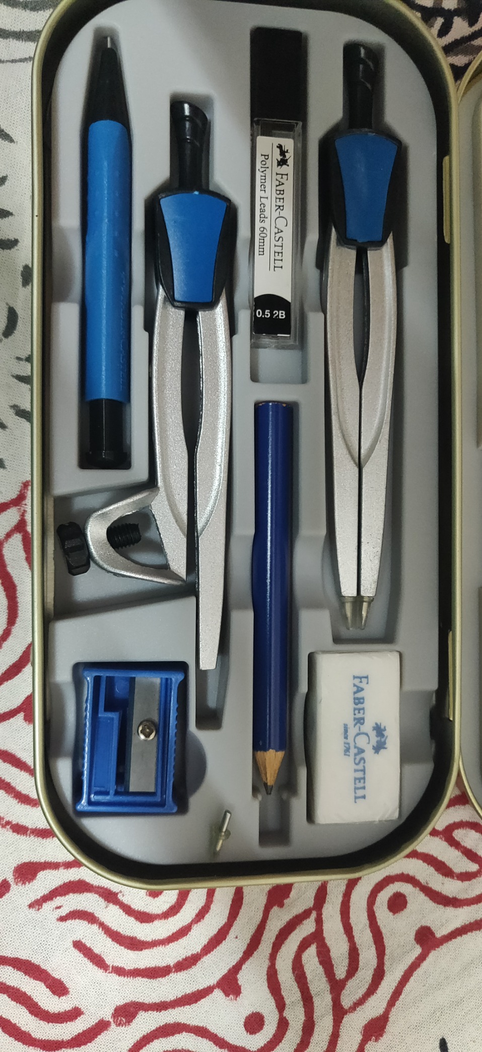 Faber-Castell Stellar - Mathematical Drawing Instrument Box : Amazon.in ...