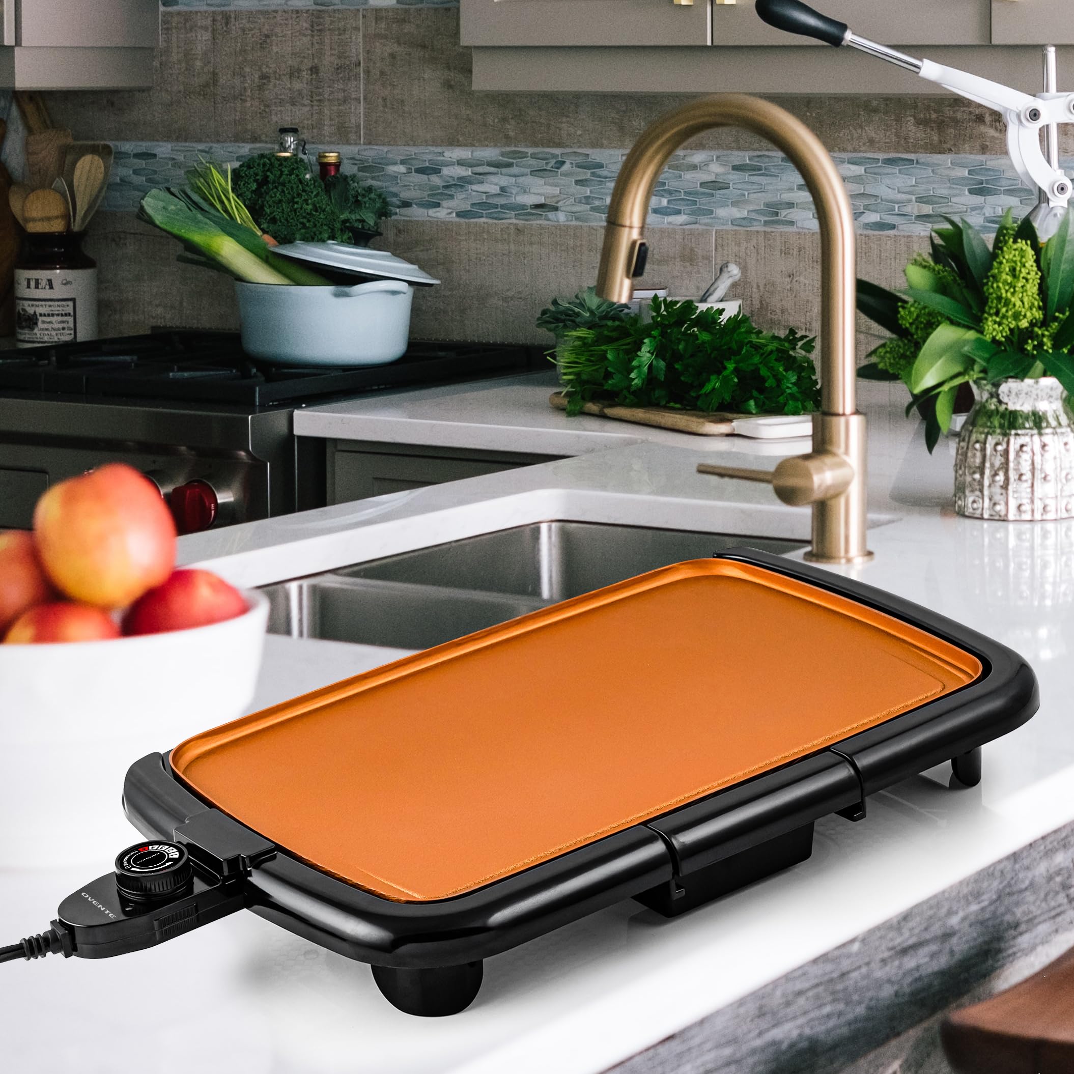 OVENTE Electric Griddle with 16 x 10 Inch Flat Non-Stick Cooking ...